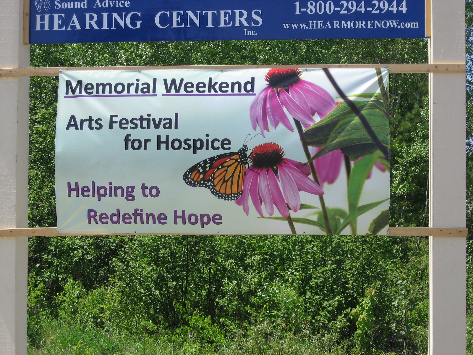 Hospice Banner Brings a Crowd | megaprintinc